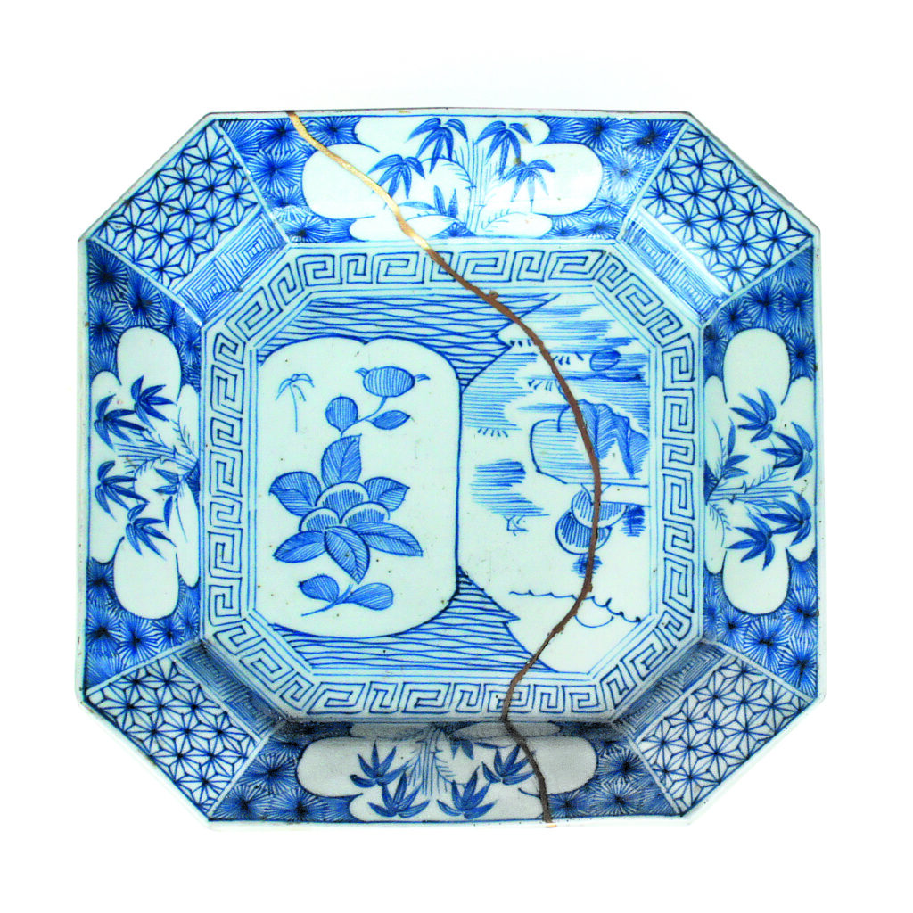2022-053 Kintsugi blue and white Square Plate Old imari - Kintsugi Showzi
