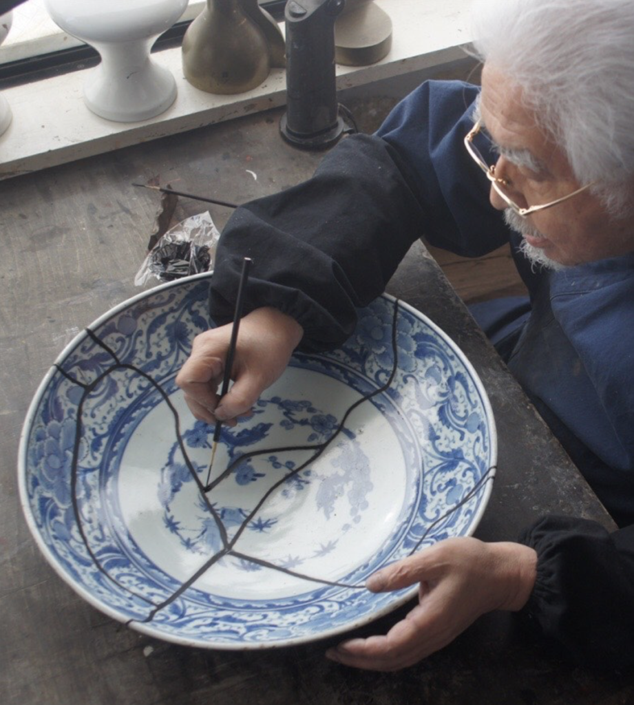 Concept - Kintsugi Showzi